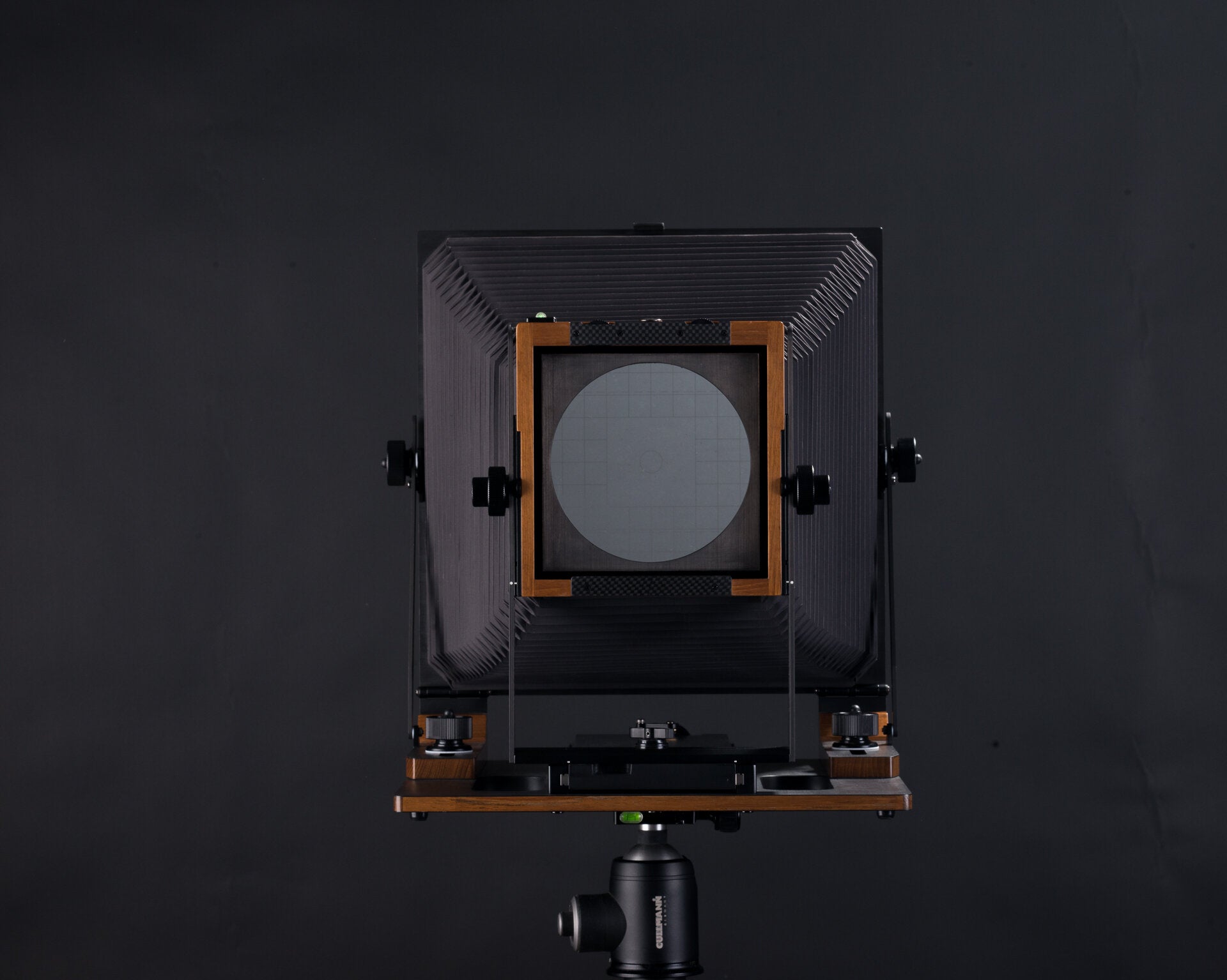 CHAMONIX 810AV ALPINIST Vertical Format 8x10" View Camera – Kudos Cameras